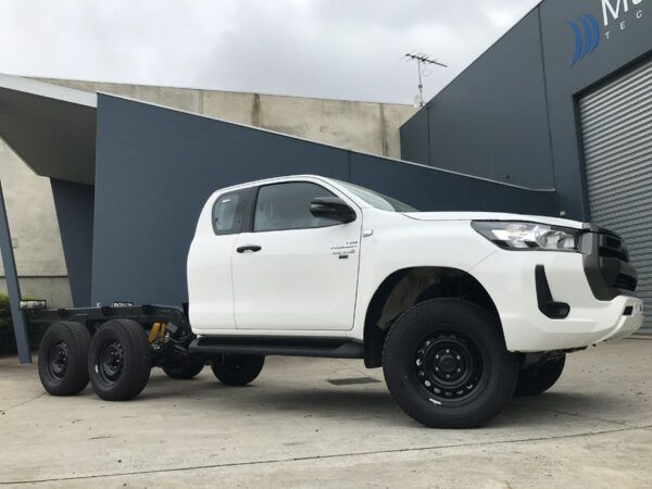 6x6 Six Wheel Conversion: Toyota Hilux 8Gen